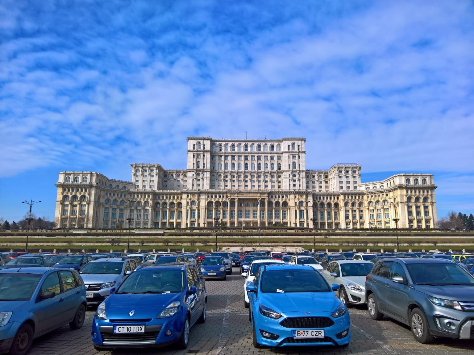 Bucharest Travel Guide: A Comprehensive Overview