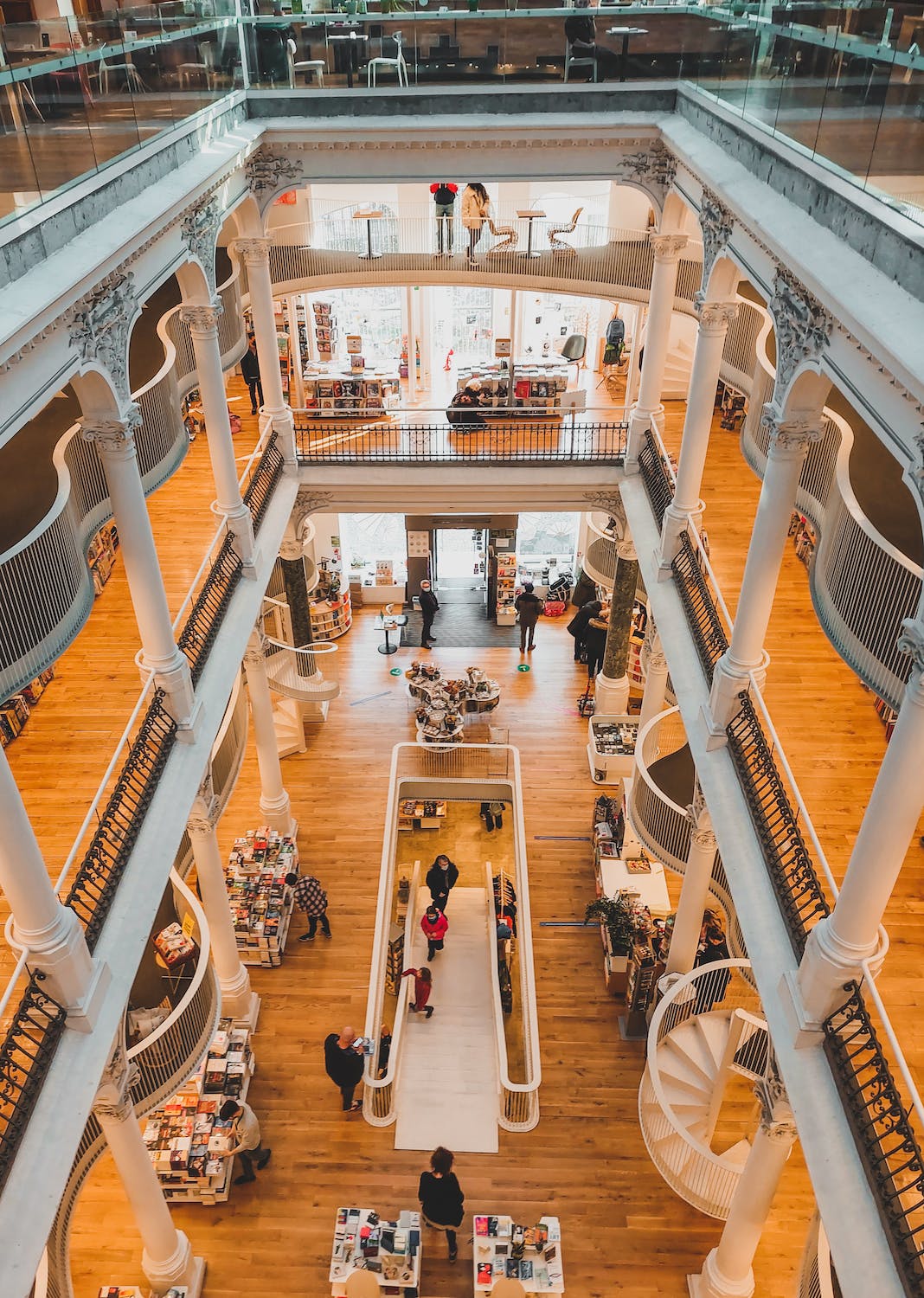 Discover the Carturesti Carusel Bookstore in Bucharest, Romania